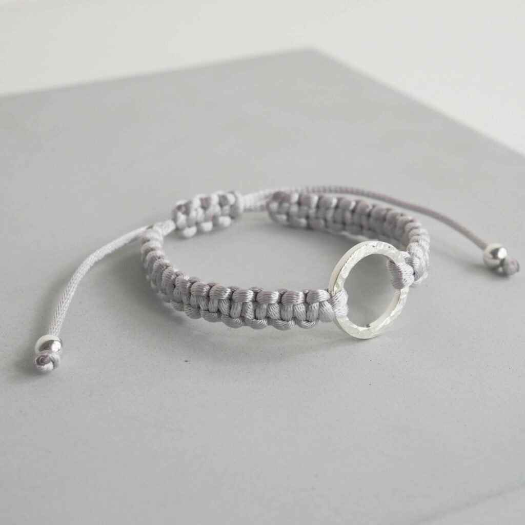 【2年記念日プレゼント】彼氏・彼女が喜ぶプレゼント20選｜PsyPre[サイプレ]