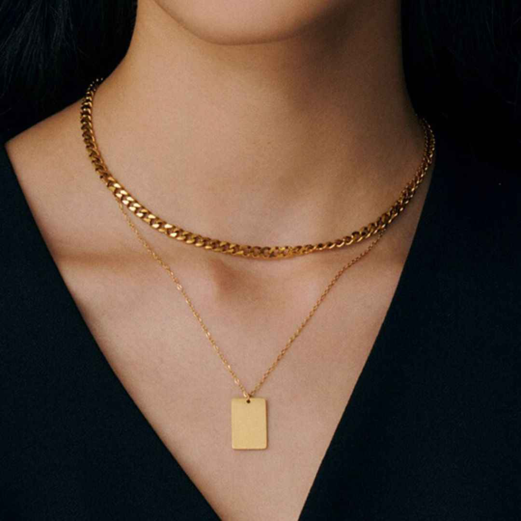 クリスマスプレゼントはいつ渡す？相手・シチュエーション別の最適なタイミング｜PsyPre